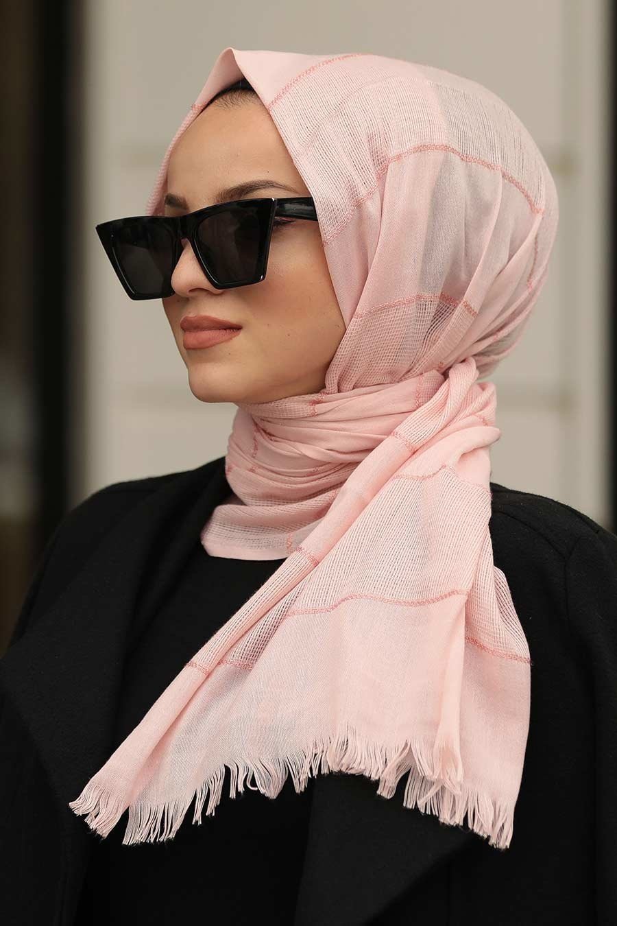Soft Netted Pink Hijab | Um Anas - Islamic clothing, Hijabs, Abaya's ...